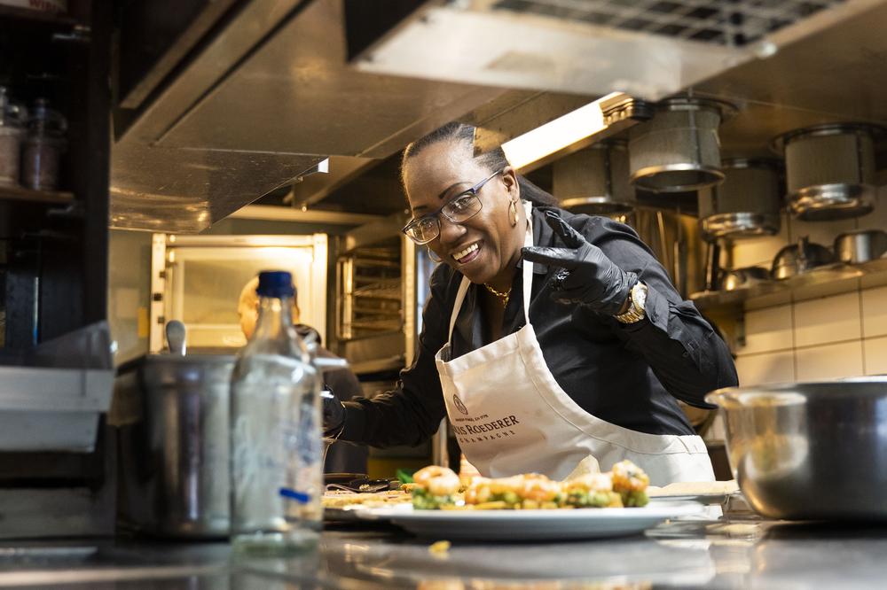 Breakfast, brunch and lunch & drinks | ODEON
