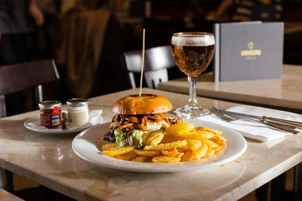 Breakfast, brunch and lunch & drinks | ODEON